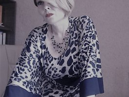 Model IvettaShine profilside og info - BongaCams